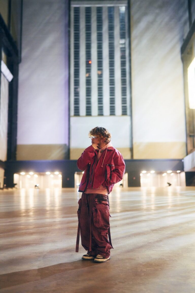 Vaundy、『CDTVライブ！ライブ！』のスペシャルがラスト！6/2大人気曲満載の11曲をパフォーマンス！ | FMステーション online