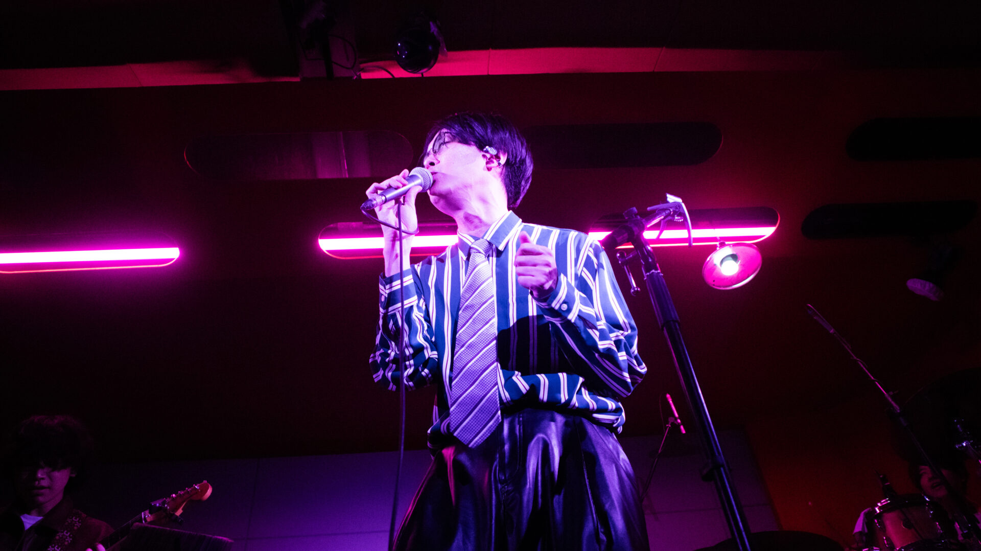 GOOD BYE APRILがソウルの夜をネオ・シティ・ポップで彩った！韓国公演の模様を一部公開 | FMステーション online