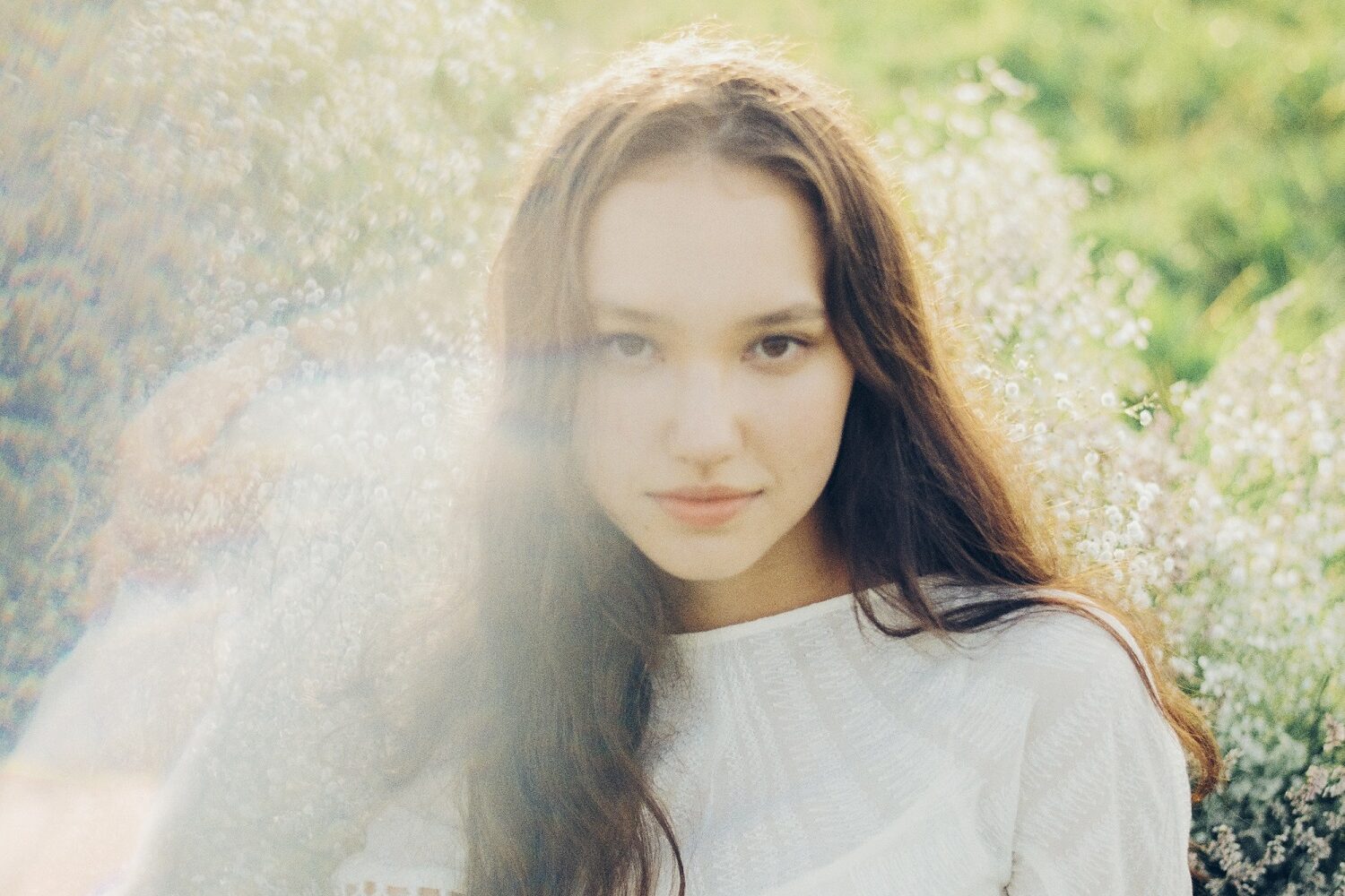 17歳のシンガーHana Hope、TVアニメ『はめつのおうこく』のOP曲『消えるまで』を11/29リリース | FMステーション online